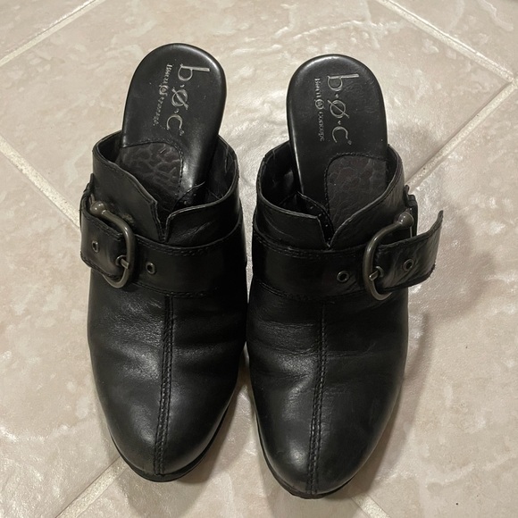 b.o.c. | Shoes | Boc Black Wedge Heel Size 738 | Poshmark